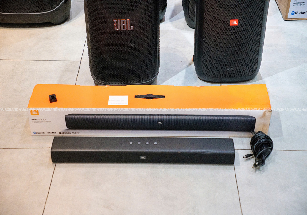 Đánh giá Loa JBL Bar Studio: Chiếc Soundbar siêu rẻ, phá đảo thị trường