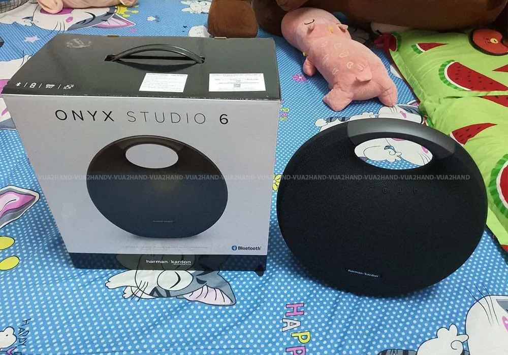 Review Harman Kardon Onyx Studio 6 – Tạo hình giọt nước độc đáo, thời ...